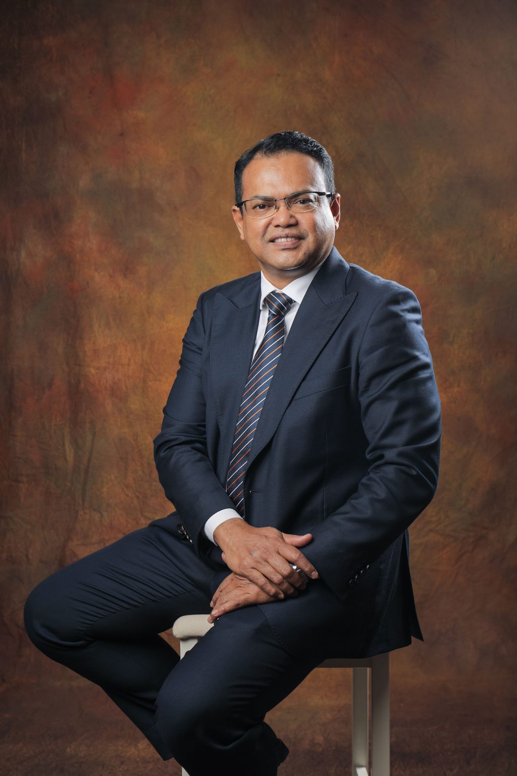 Management - AKH Partners PLT